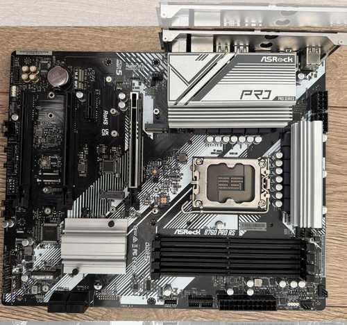 Материнская плата ASRock B760 PRO RS