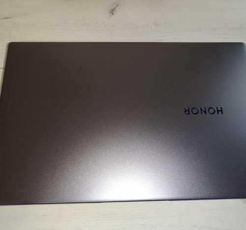 Honor magicbook 15 ryzen 7 5700u