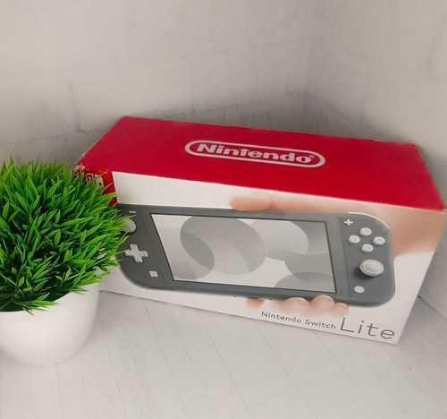 Nintendo switch Lite новый