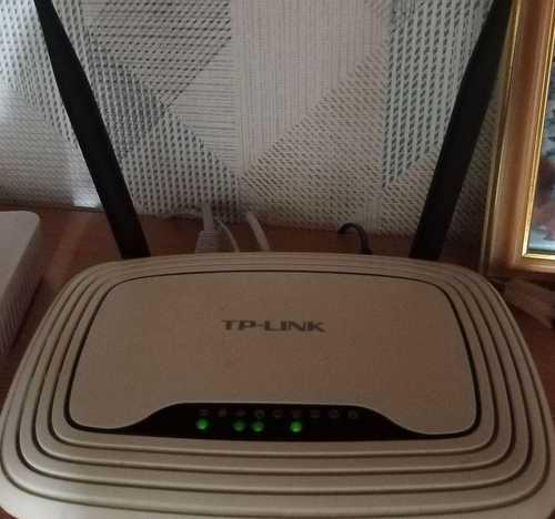 Wi-Fi роутер TP-Link TL-WR841N