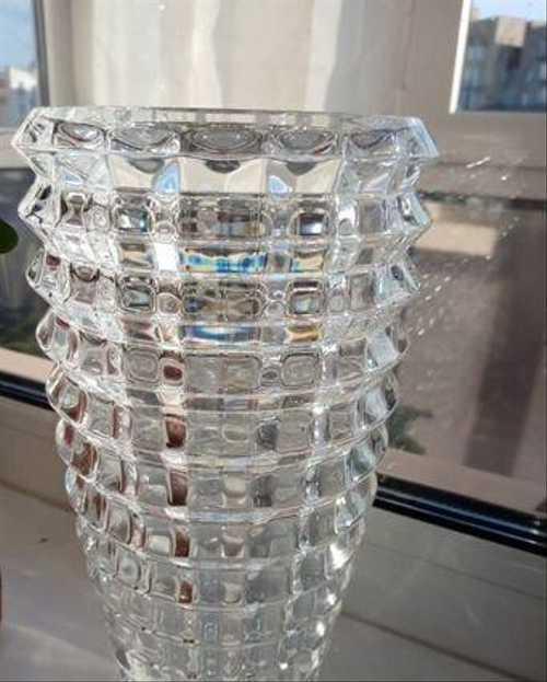 Ваза под Baccarat