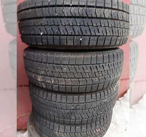 Bridgestone Blizzak VRX2 195/65 R15