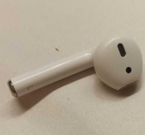 Левый наушник airpods не оригинал