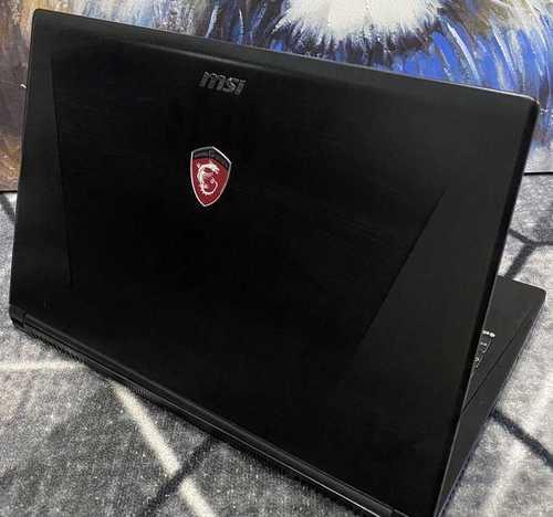 Игровой ноутбук MSI на 16 гб