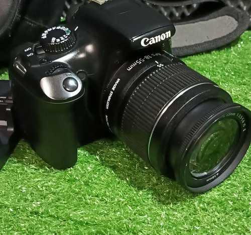 Цифровой зеркальный фотоаппарат Canon EOS1100D