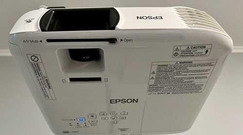 Проектор Epson HomeCinema HC1060 (EH-TW650)