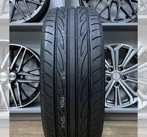 Yokohama Advan Fleva V701 225/55 R16