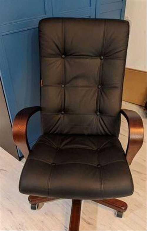 Кожанное кресло Chairman 424 wd