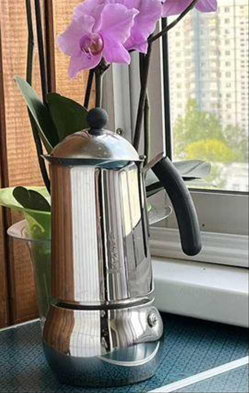 Гейзерная кофеварка bialetti