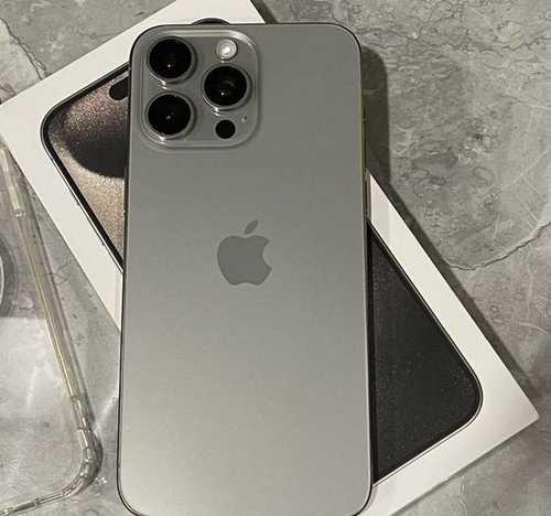 iPhone 15 Pro Max, 256 ГБ