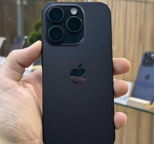 iPhone 15 Pro Max, 256 ГБ