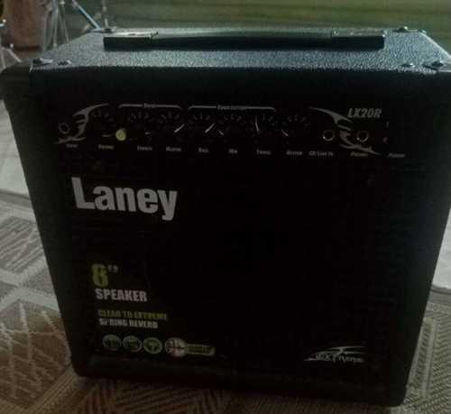 Гитарный комбоусилитель Laney LX20R Extreme