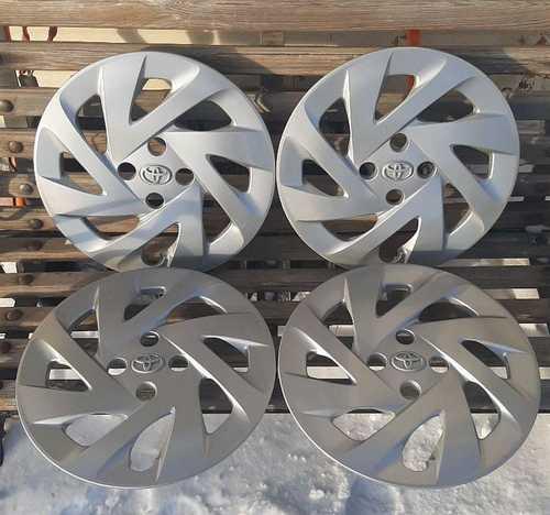 Колпаки r15 toyota аква