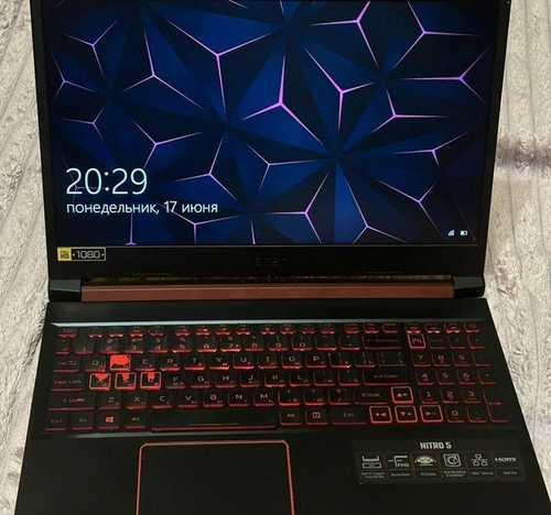 Acer Nitro 5 RTX2060 / i5-9300H