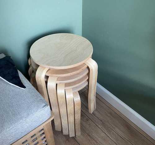 Табуретка IKEA