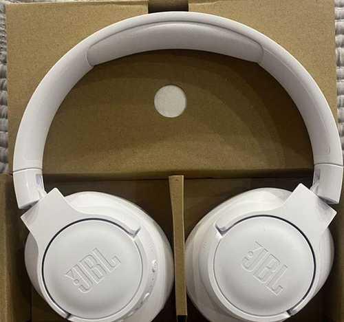 Беспроводные наушники JBL 770NC