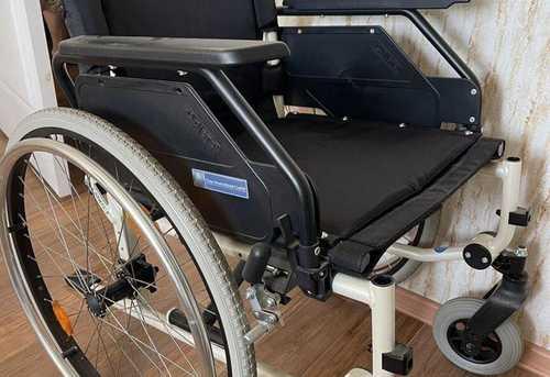 Кресло-коляска инвалидная Caneo E