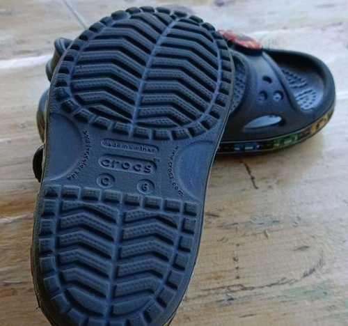 Crocs босоножки детские