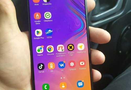 Samsung Galaxy A9 (2018), 6/64 ГБ