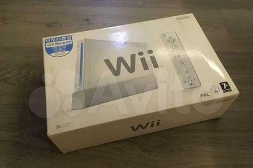 Nintendo wii + 2 пары джостиков + 4игры