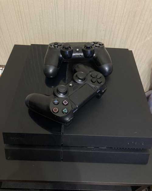 Sony PS4 1 TB (sshd) + 2 DualShock