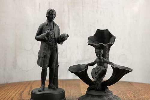Пара старинных декоративных статуэток "Wedgwood"