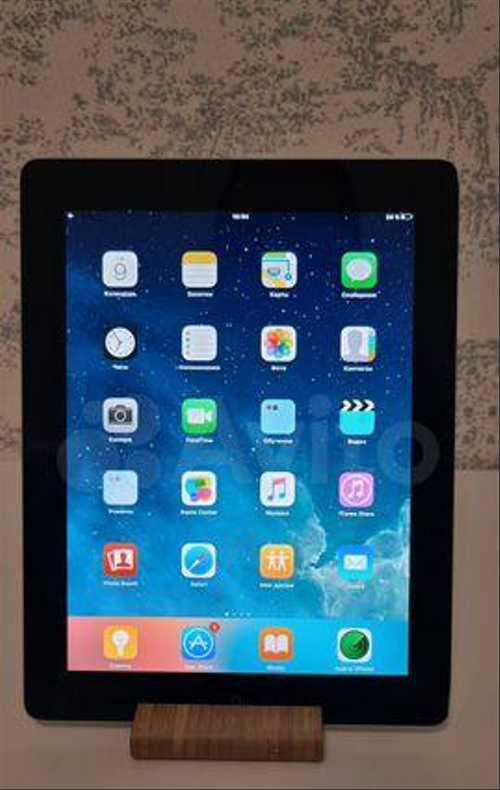 Apple iPad 2 16Gb + переходник для тв