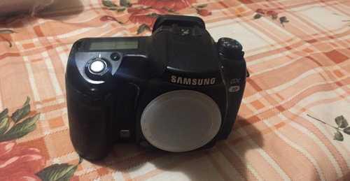 Samsung gx-10