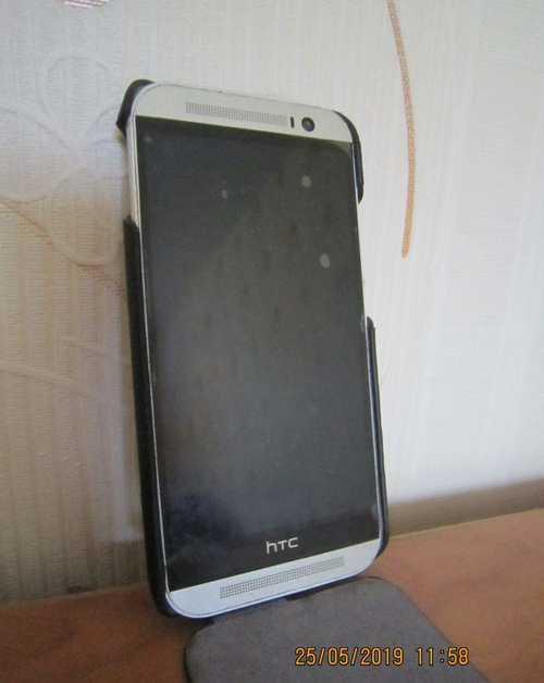 HTC ONE М8