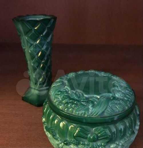 Шкатулка и ваза (малахитовое стекло)