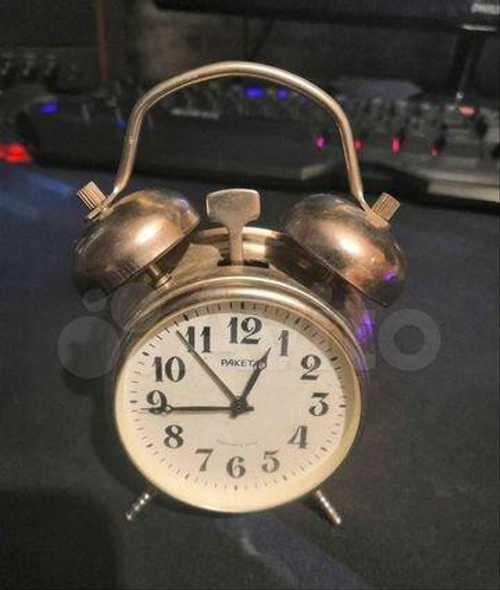 Часы будильник ракета СССР