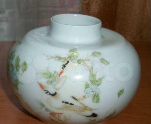 Фарфоровая ваза. Старый Китай.Чашки фестиваль моло