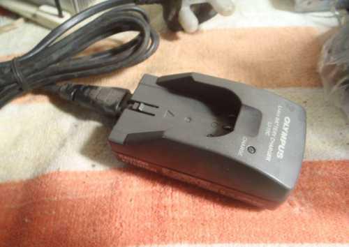 Зарядное устройство olympus LI-10C
