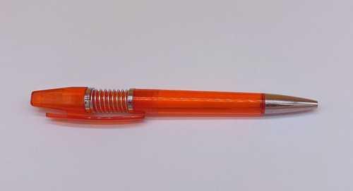 Шариковая ручка автоматическая оранж. с пружиной
