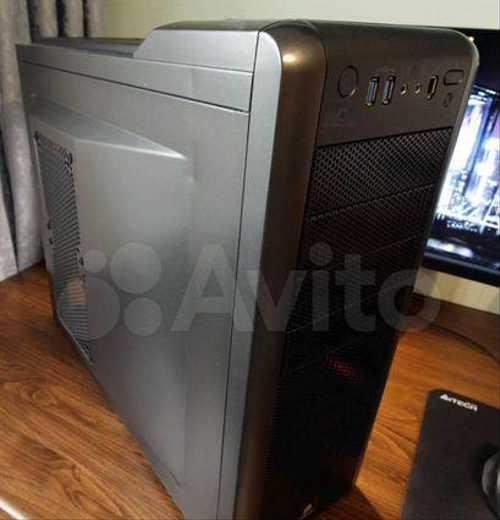 Компьютерный корпус Corsair c бп Thermaltake