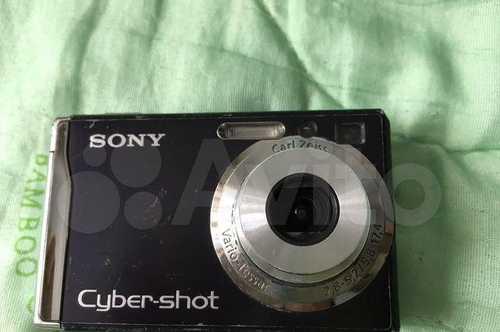 Цифровой фотоаппарат Sony Cyber-shot