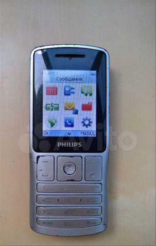 Philips Xenium X130 (2 SIM, 2000 мА/ч, PowerBank)