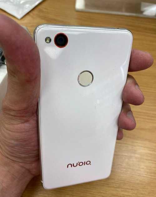 Телефон ZTE Nubia Z11 Mini 64Gb Ram 3Gb White