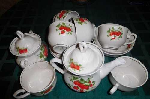 Чайный набор посуды времён СССР