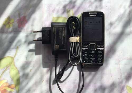 Телефон Nokia e52