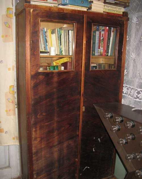 Книжный шкаф.СССР -50-60 е годы