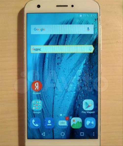 Телефон ZTE Z10