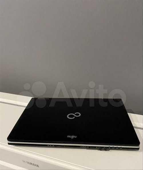 Fujitsu lifebook E751