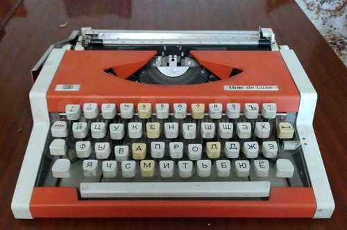 Пишущая машинка "Unis Tbm De Luxe"