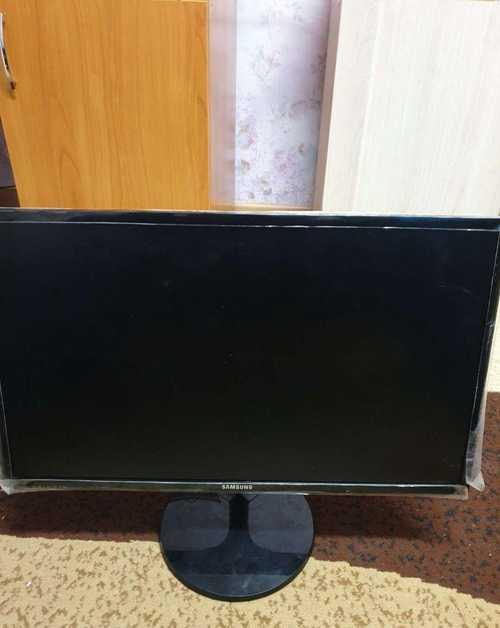 23.5" Монитор Samsung S24F350FHI, черный