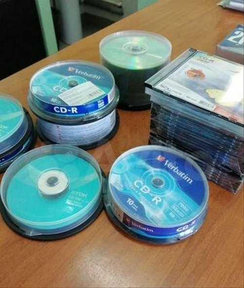 Чистый компакт. Диск CD-R. Precision CD-R. Real CD-R.