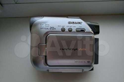 Видеокамера Sony Handycam DCR-HC32E