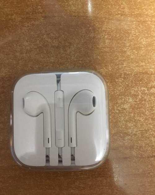 Наушники Apple EarPods проводные