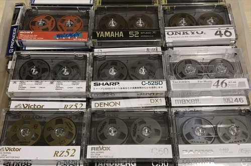 Аудиокассеты декоративные с бабинками 55 шт
