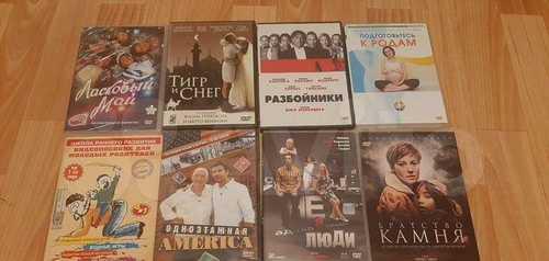 DVD кассеты и CD диски, свыше 100 шт